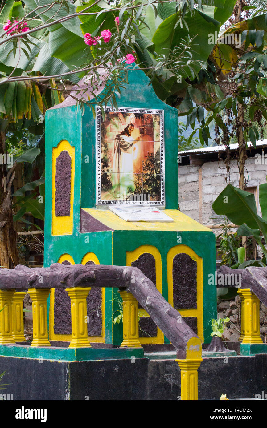 Liberation monuments remembering East Timorese freedom fighters during ...