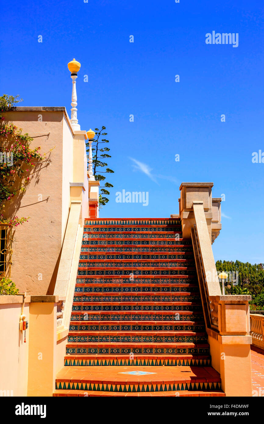 The Hearst Castle building, a pastiche of European architectural styles ...