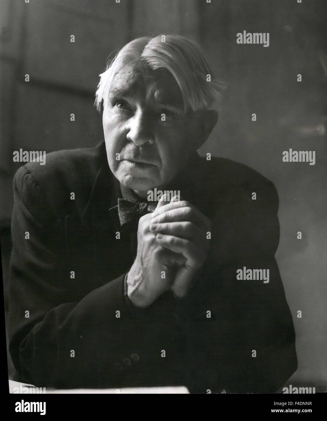 1965 - Pulitzer Prize winning American poet Carl Sandburg portrait by ...