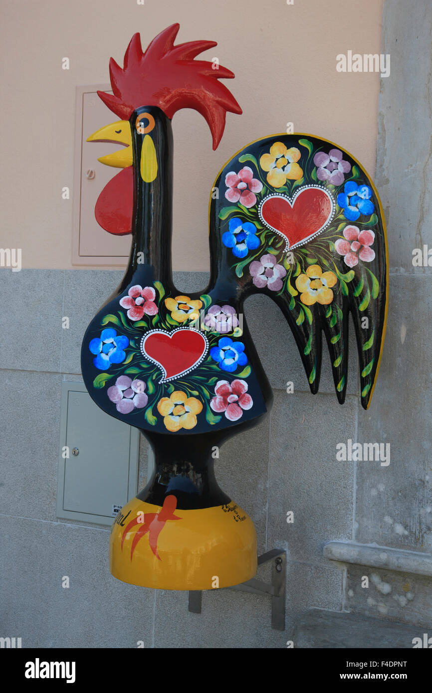 Wooden rooster hi-res stock photography and images - Alamy