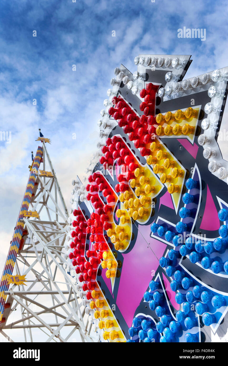 Fairground ride structure hi-res stock photography and images - Alamy