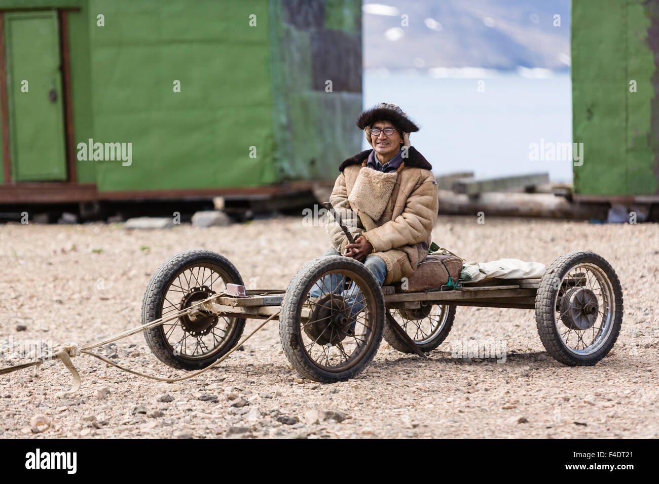 Yu’pik and village hi-res stock photography and images - Alamy