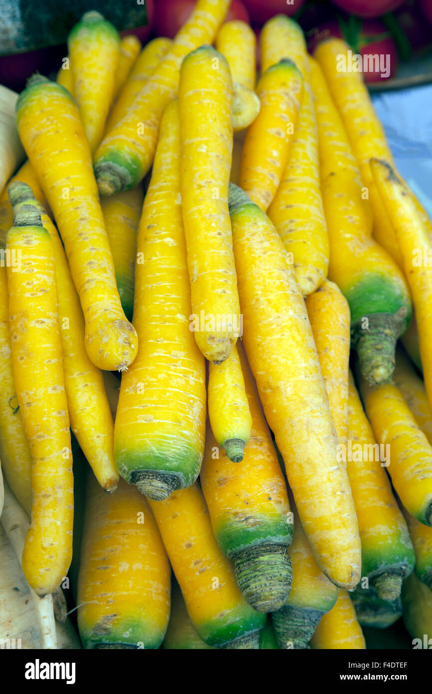 Yellow Parsnip Background on Market Stall Stock Photo - Alamy