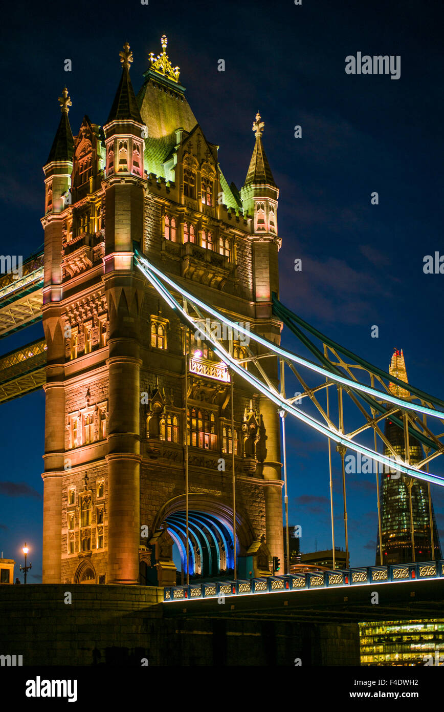 England, London, Tower Bridge, dusk Stock Photo - Alamy