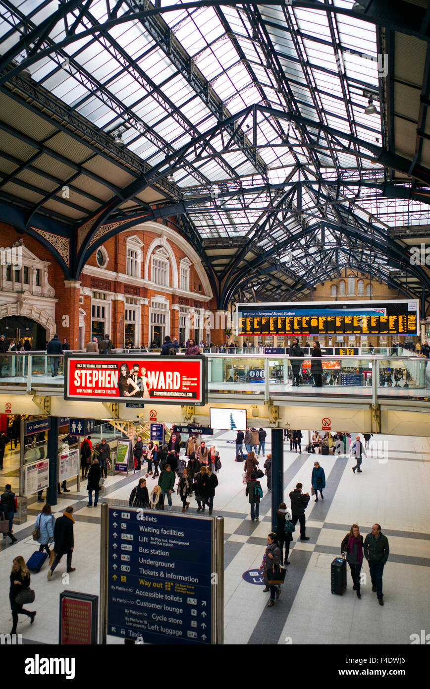 Train to london liverpool street hi-res stock photography and images ...