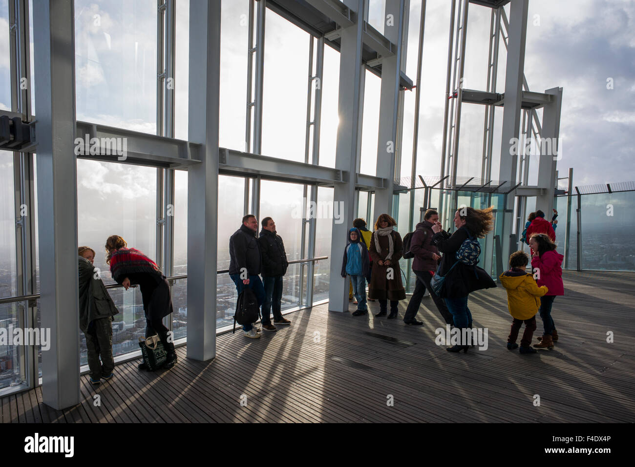 Observation deck southbank hi-res stock photography and images - Alamy