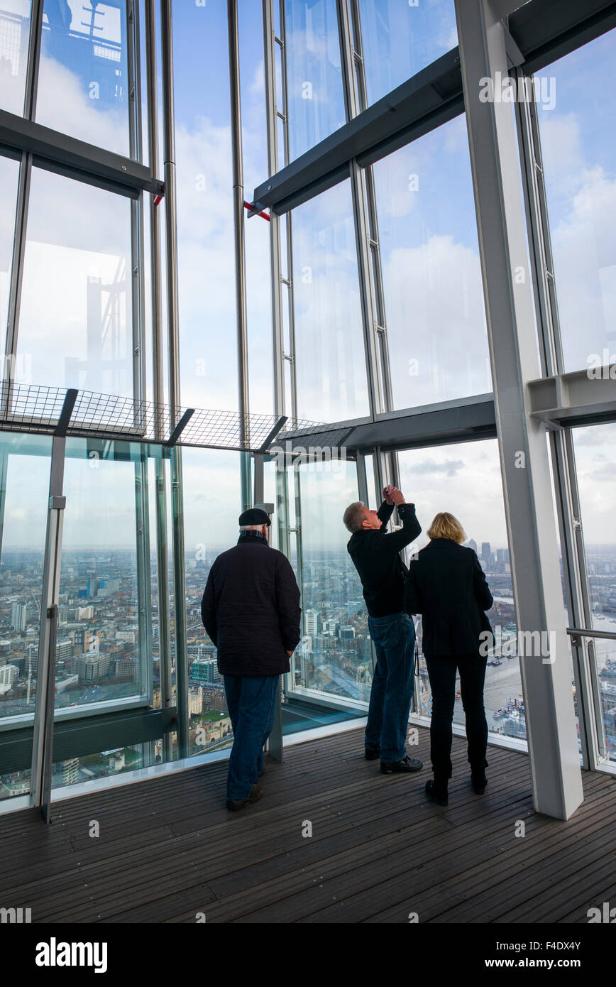 Observation deck southbank hi-res stock photography and images - Alamy