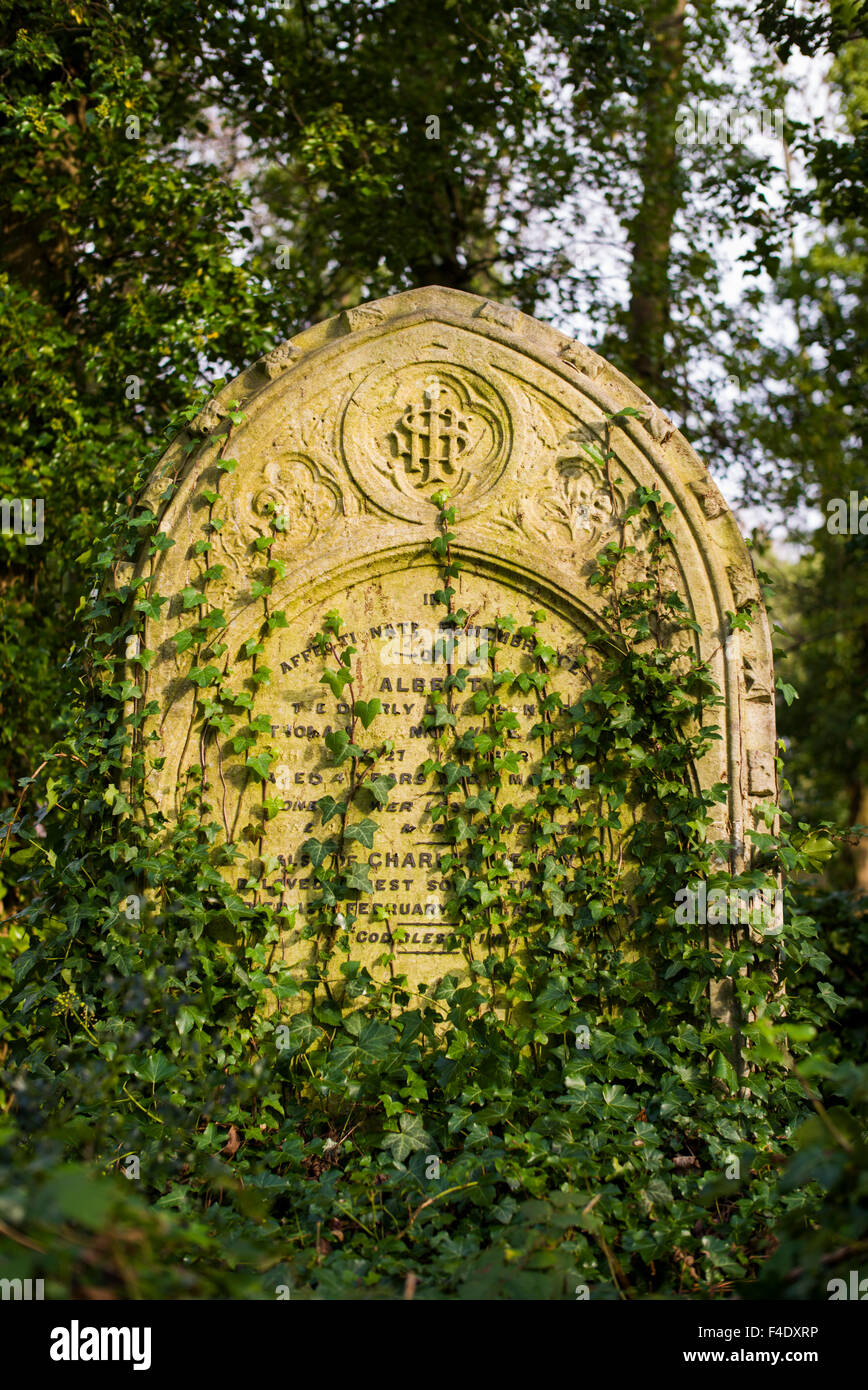 England cemetery england cemetery hi-res stock photography and images ...
