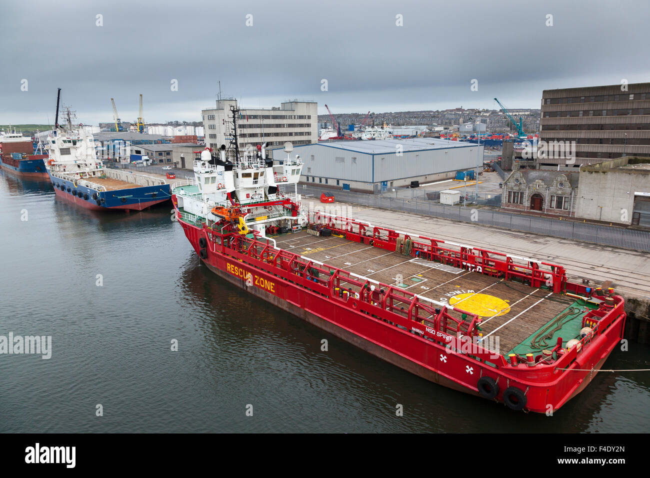 Work in scotland hi-res stock photography and images - Alamy
