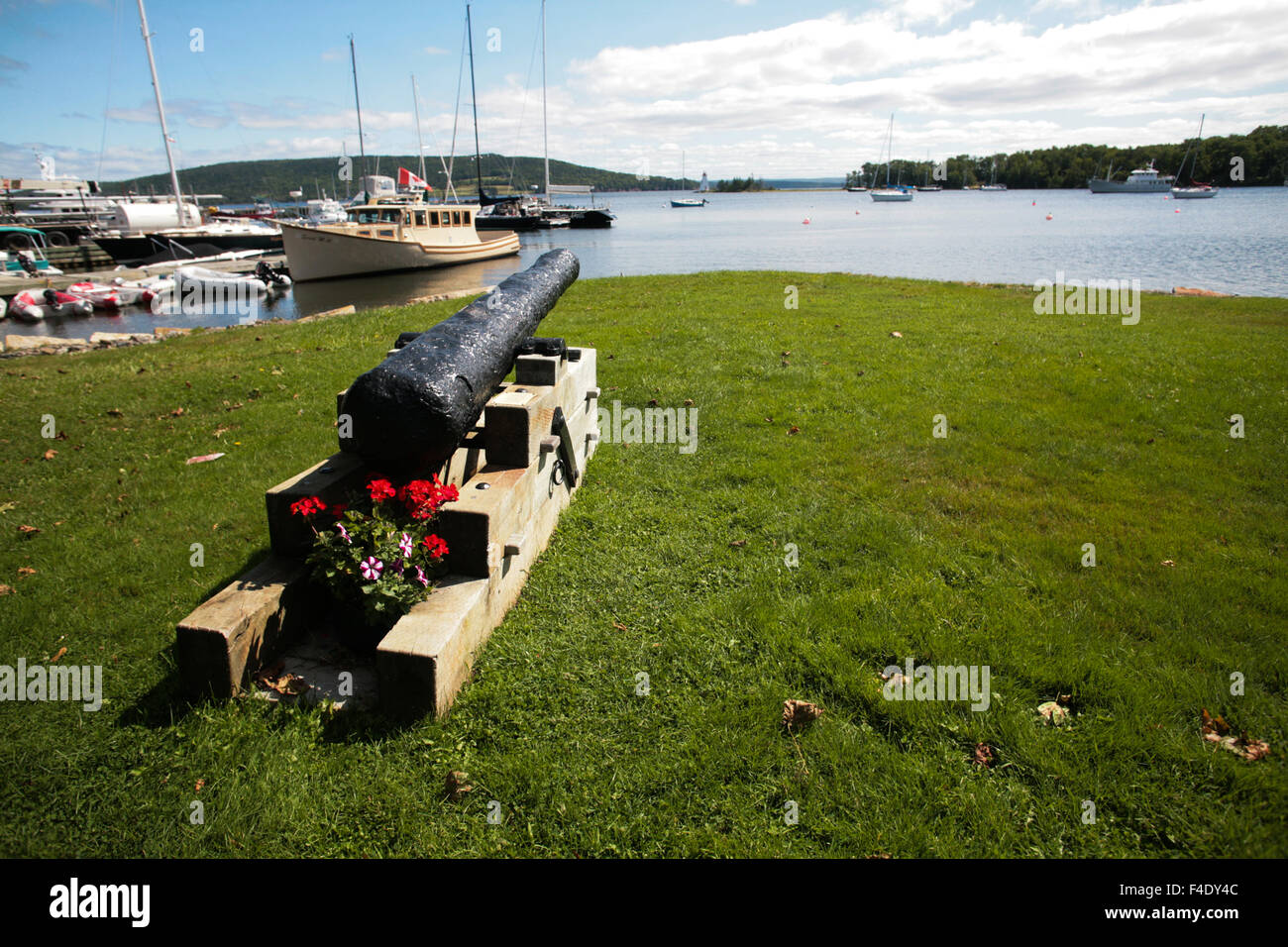 The village of Baddeck, Nova Scotia Stock Photo - Alamy