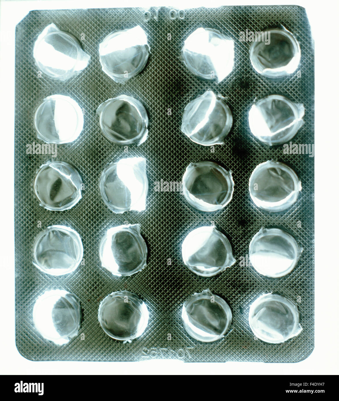 Empty packaging pills close hi-res stock photography and images - Alamy