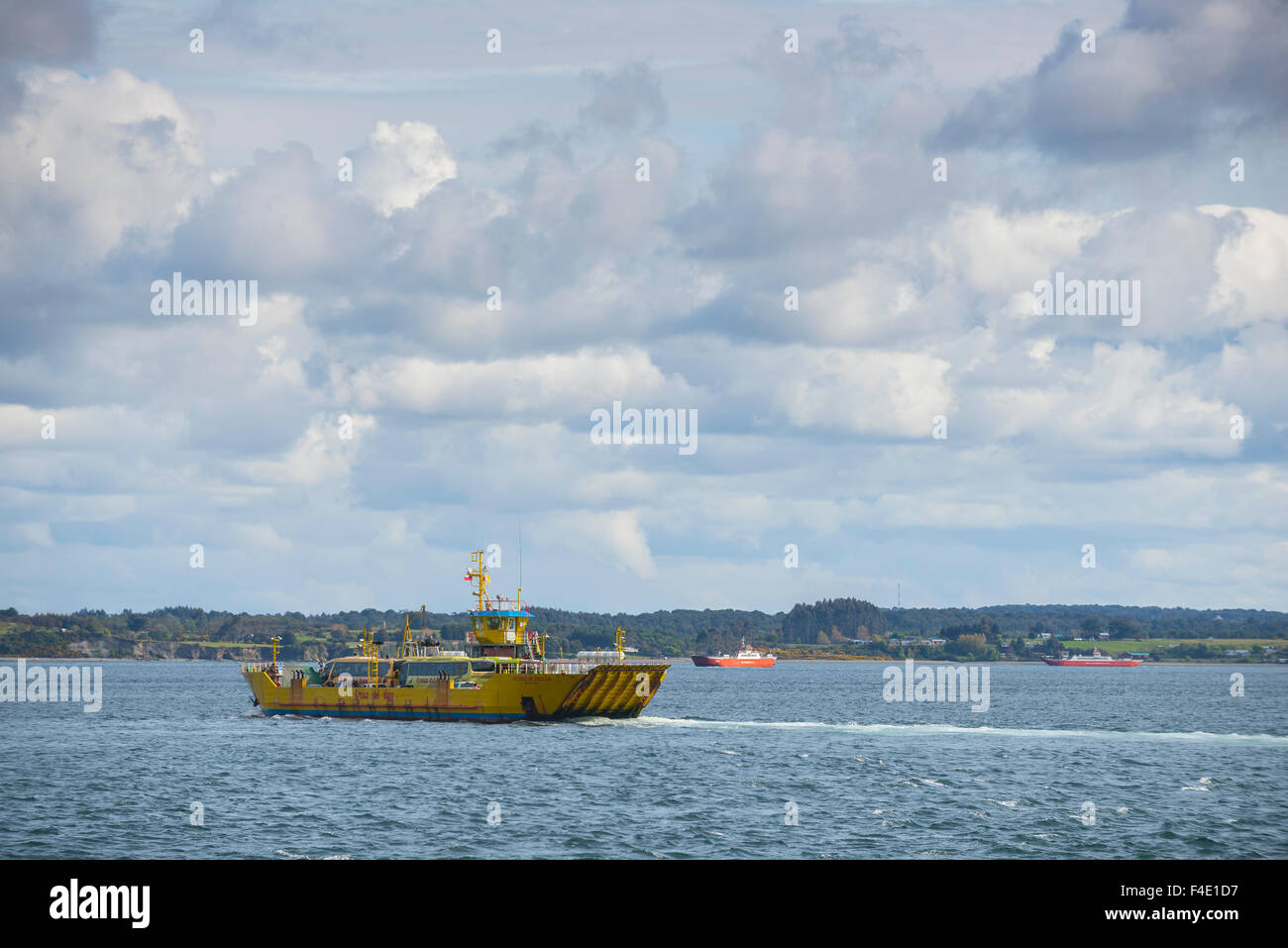 ferry, canal chacao, chiloe, chile Stock Photo - Alamy