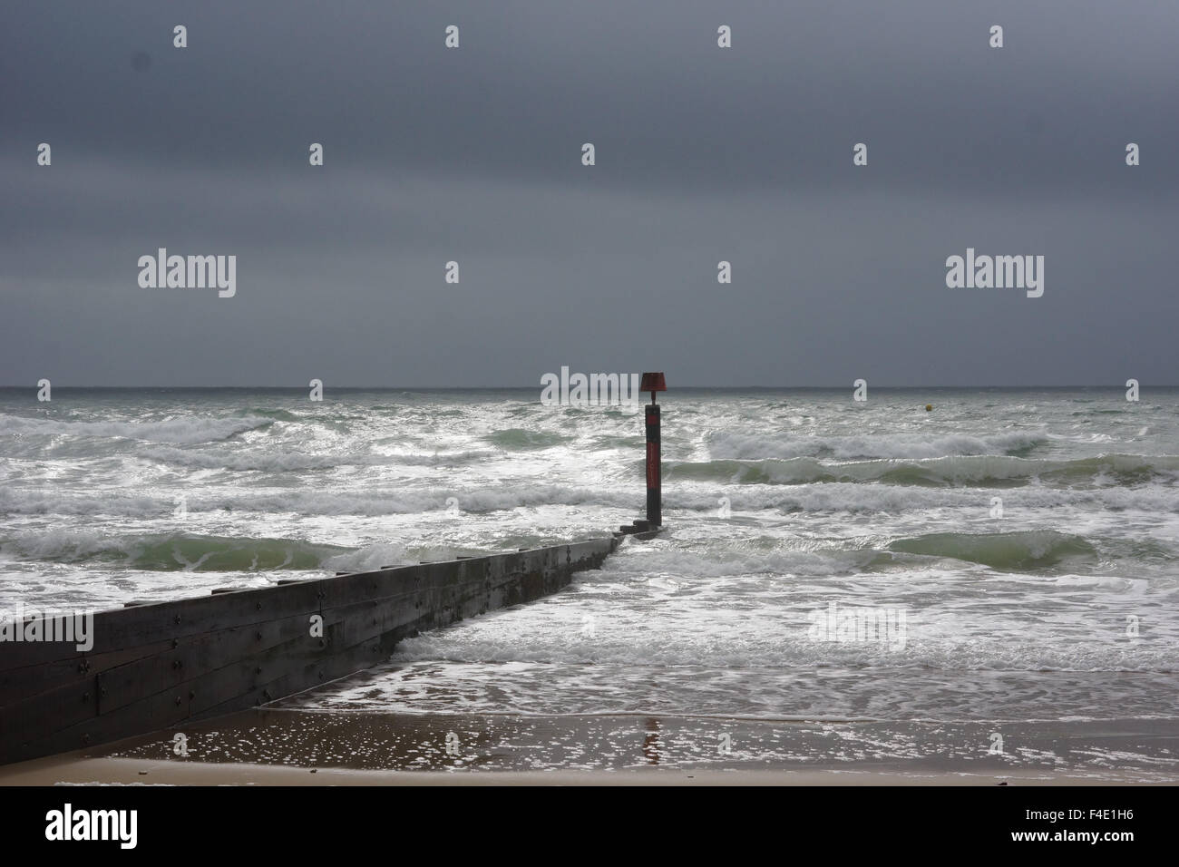 Silver sea hi-res stock photography and images - Alamy