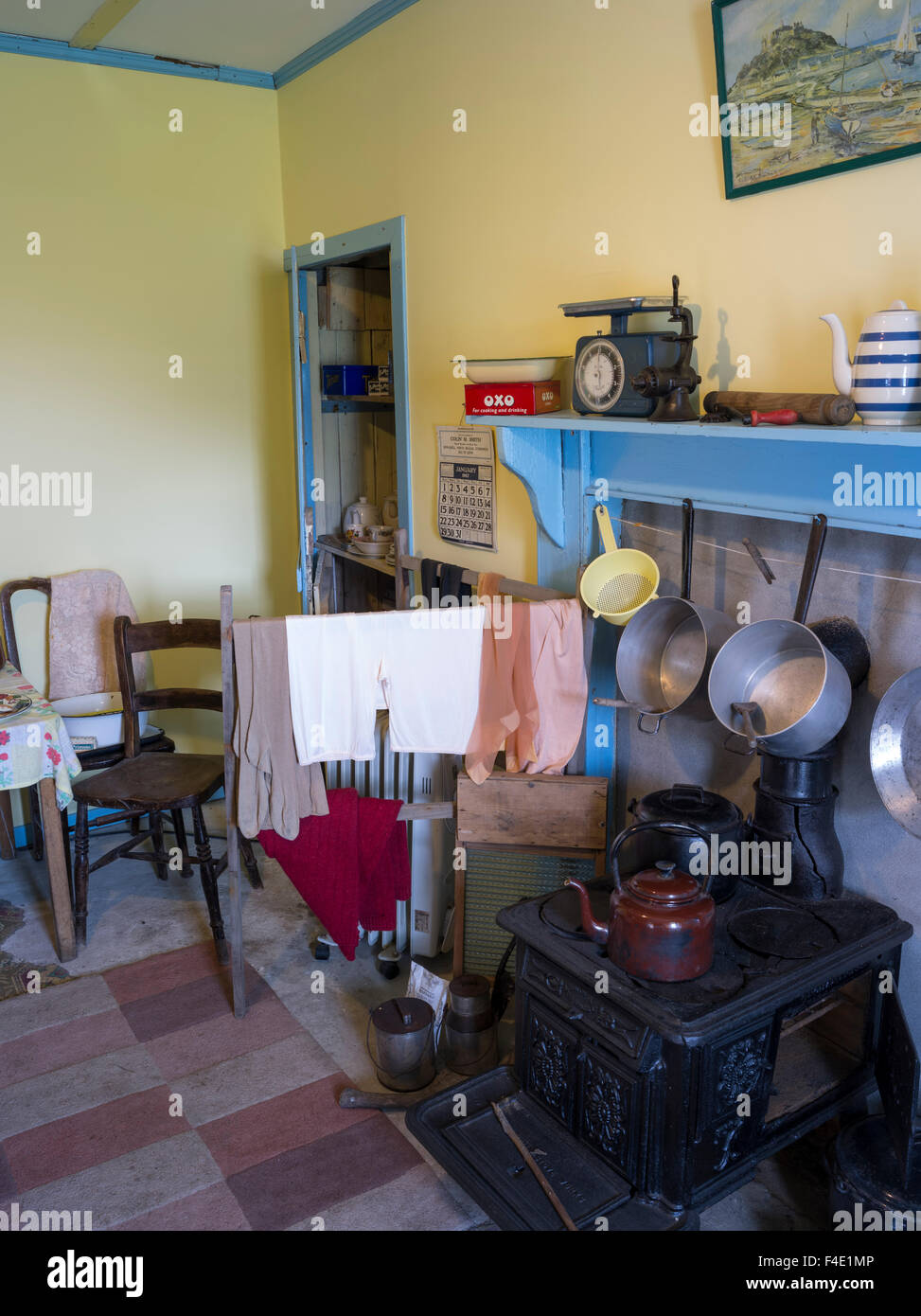 1960s kitchen stove hi-res stock photography and images - Alamy