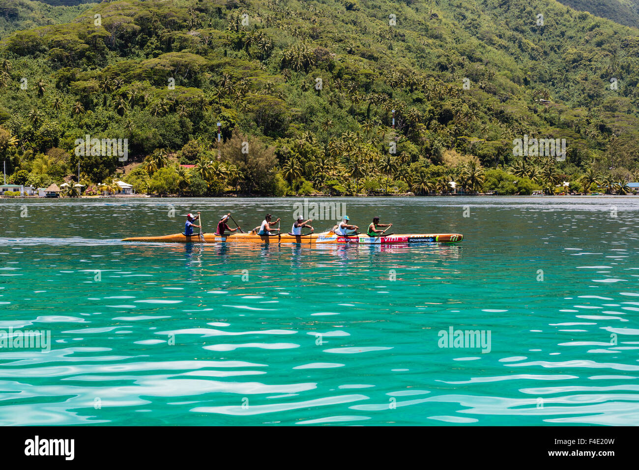 Tahiti nui canoe hi-res stock photography and images - Alamy