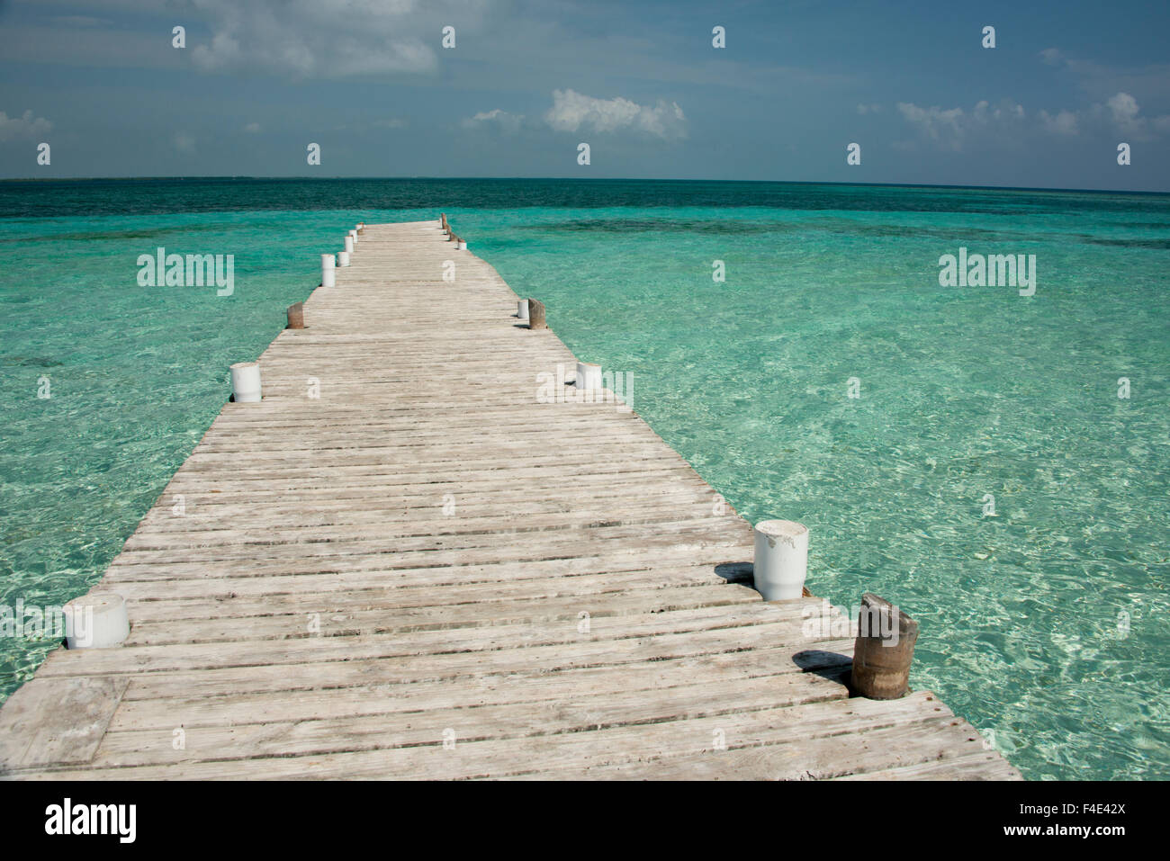 Belize. Goff Caye, a popular Barrier Reef Island just off the coast of ...