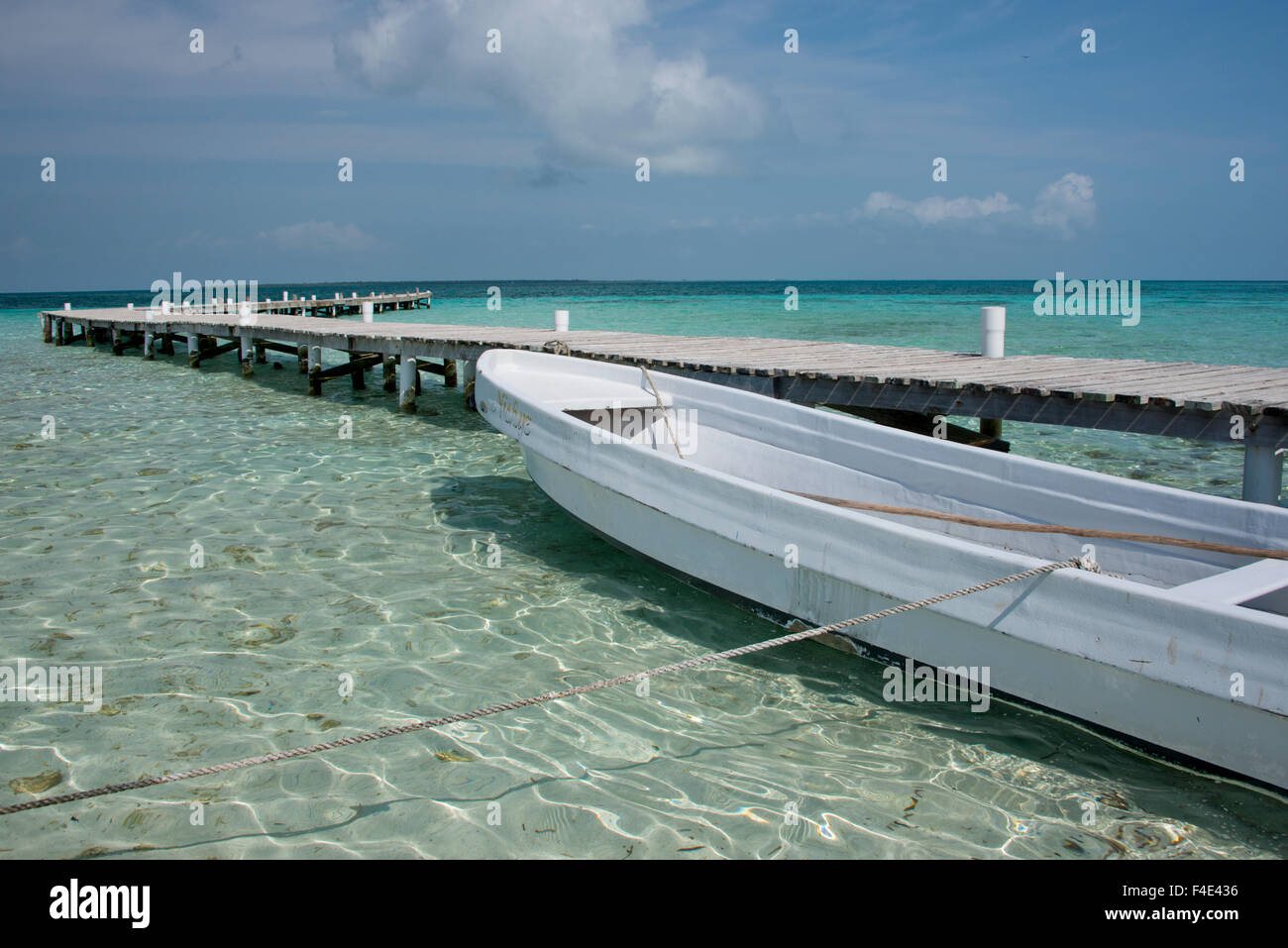 Belize. Goff Caye, a popular Barrier Reef island just offshore from ...