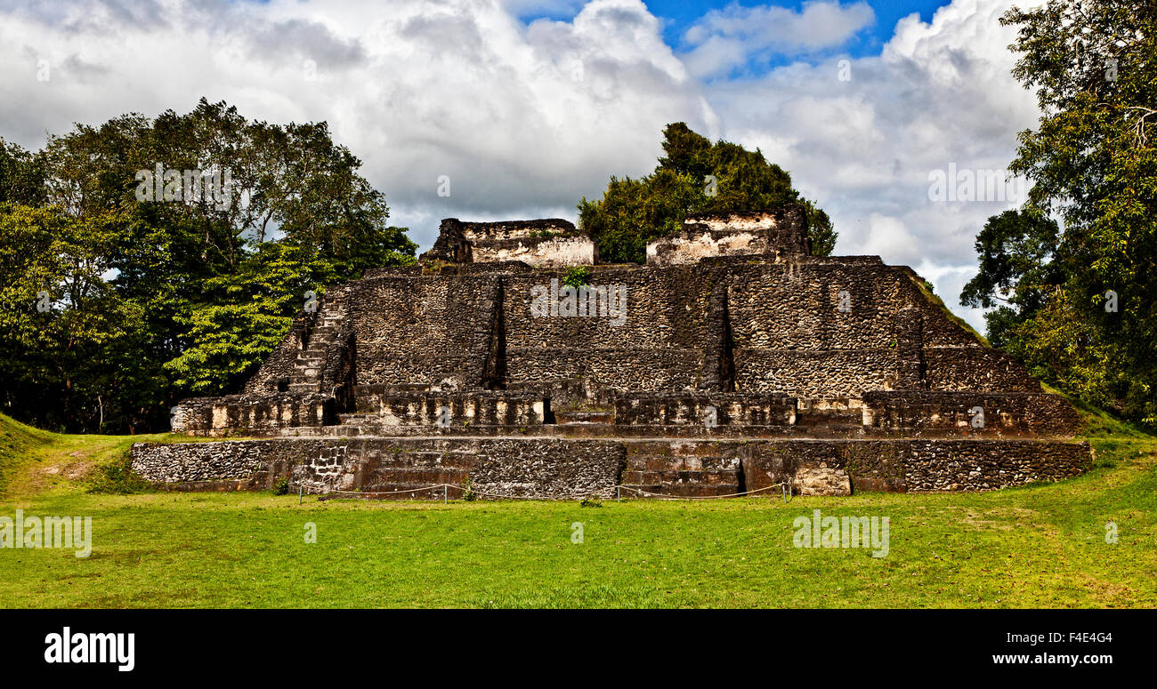 Mayan ruins at Xunantunich, Cayo, Belize Stock Photo - Alamy
