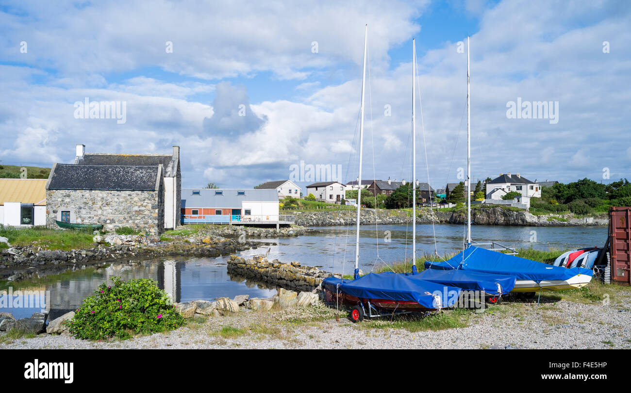 Lochmaddy main village on island hi-res stock photography and images ...