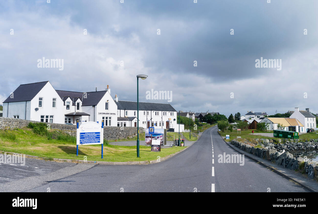 Lochmaddy main village on island hi-res stock photography and images ...