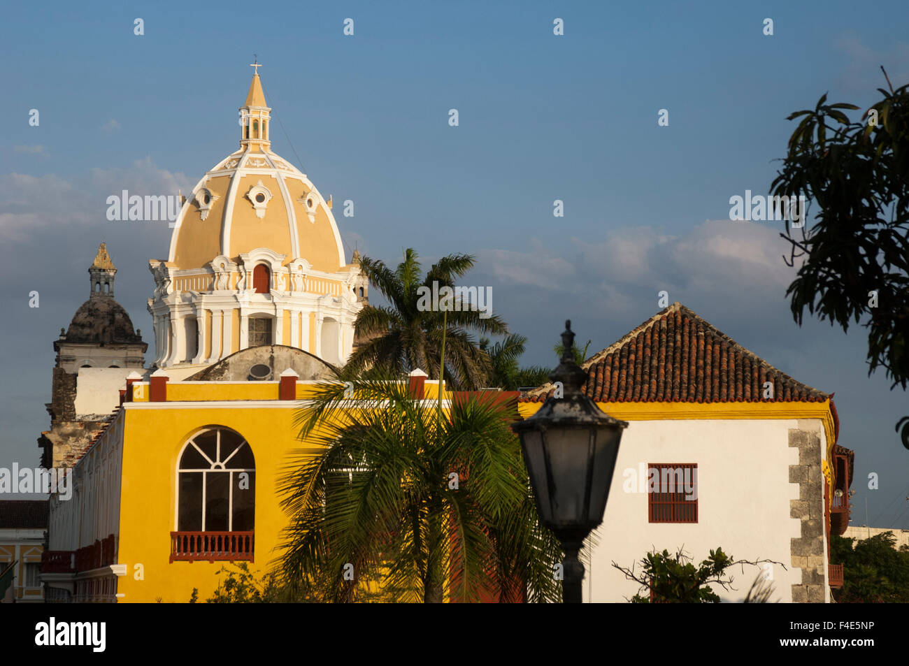 Colonial Architecture within the old city walls Cartagena (Cartagena de ...