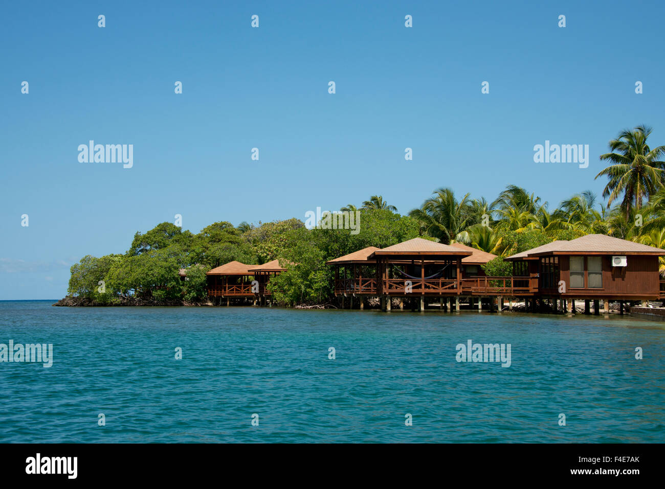 Honduras, Honduran Bay Islands, Roatan, Sandy Bay, Anthony's Key ...