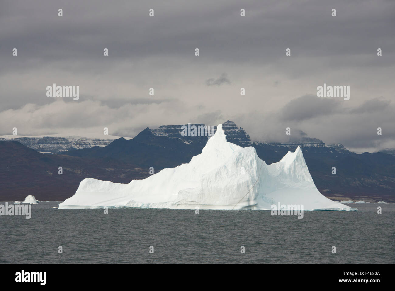Greenland, Nuussuaq Peninsula, Qaasuitsup, Disko Bay near Saqqaq ...