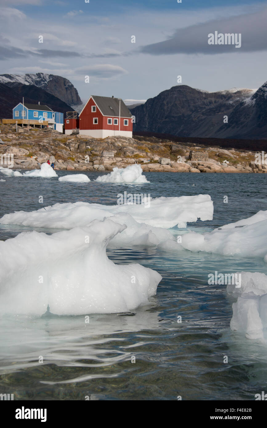 Greenland, Nuussuaq Peninsula, Disko Bay, Qaasuitsup, Saqqaq. Glacier ...