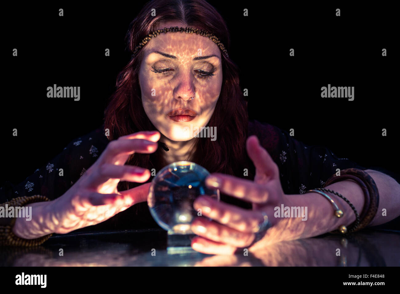 Falling light hi-res stock photography and images - Alamy