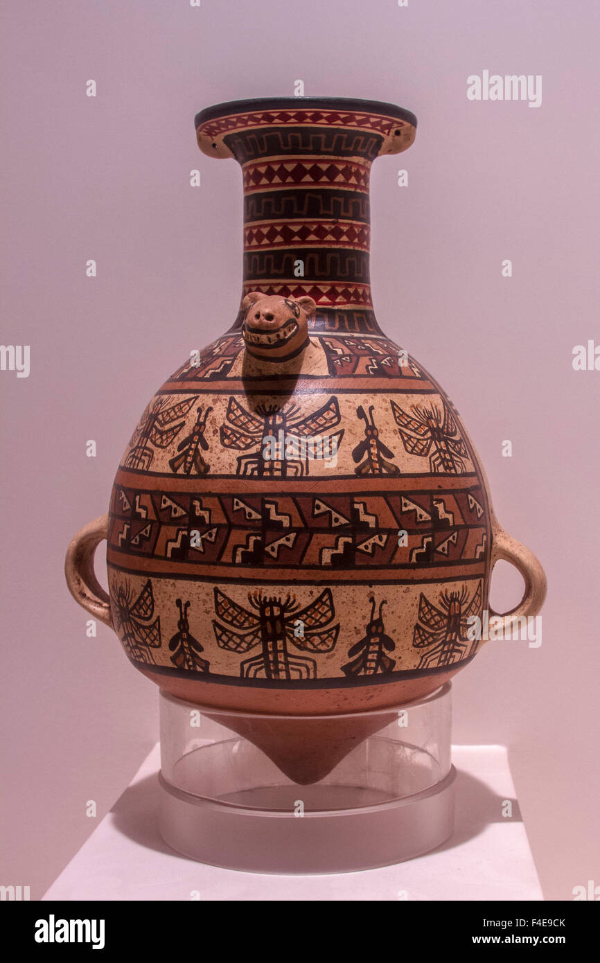 Pre-Colombian ceramic art in Larco Museum, Lima, Peru Stock Photo - Alamy