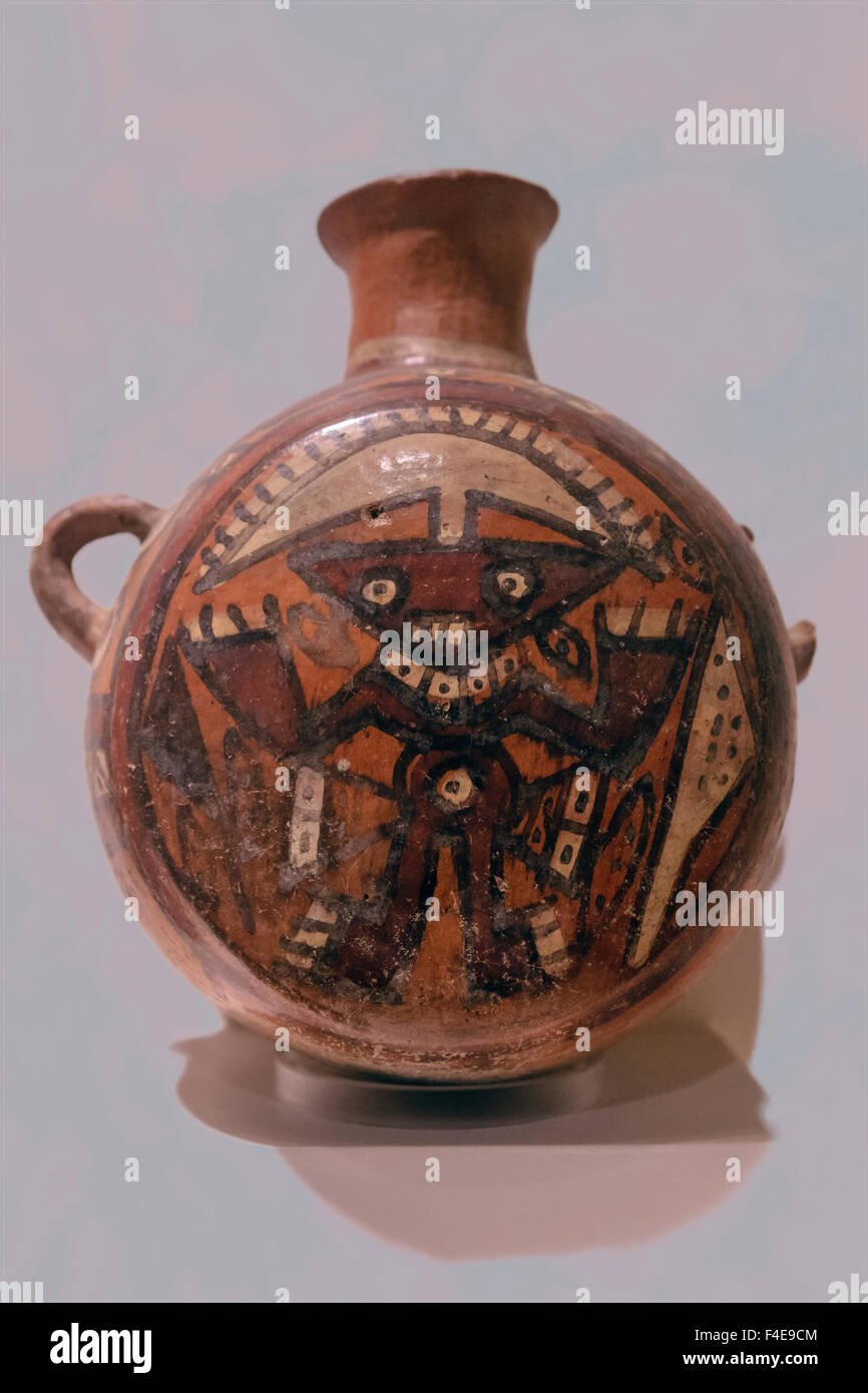 Pre-Colombian ceramic art in Larco Museum, Lima, Peru Stock Photo - Alamy