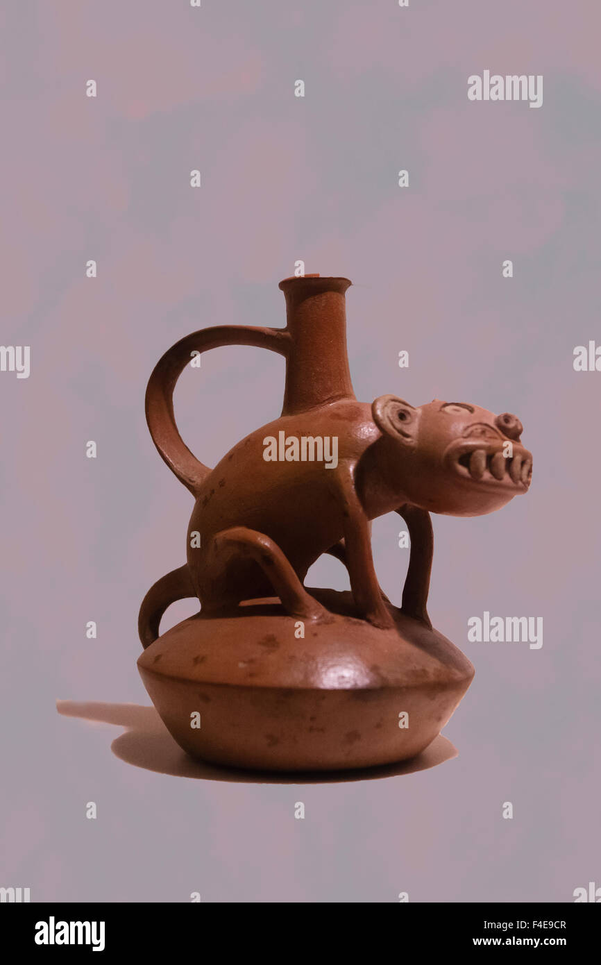 Pre-Colombian ceramic art in Larco Museum, Lima, Peru Stock Photo - Alamy
