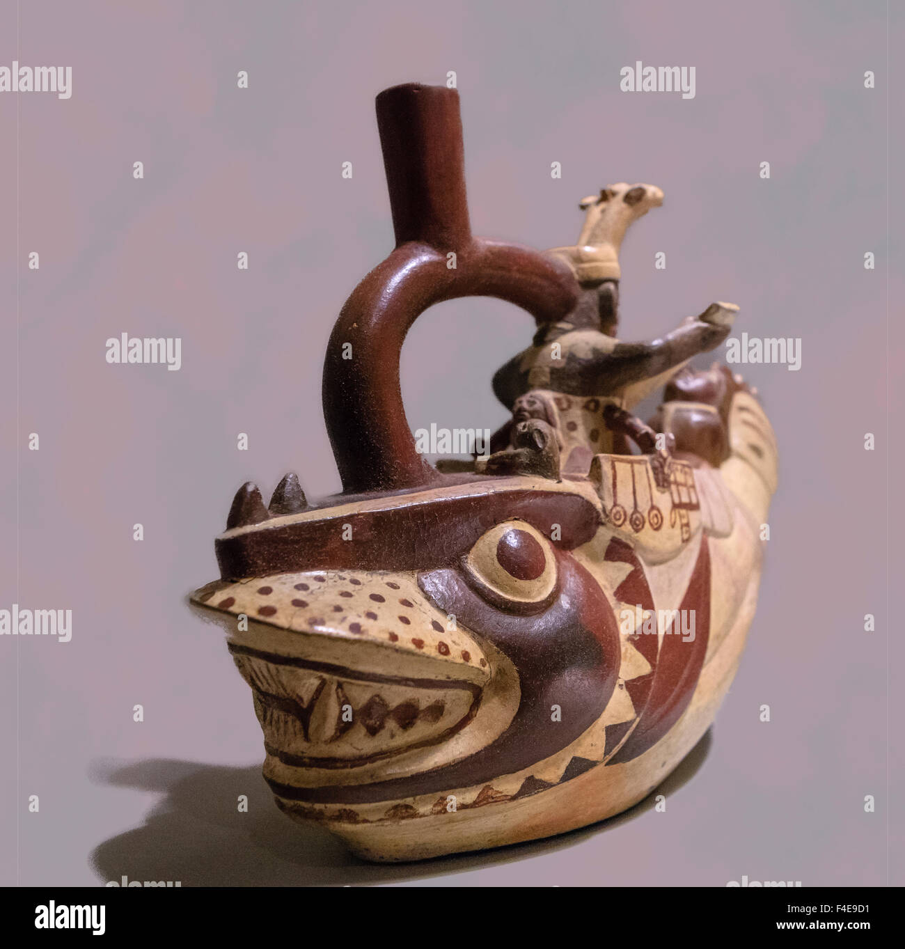 Pre-Colombian ceramic art in Larco Museum, Lima, Peru Stock Photo - Alamy