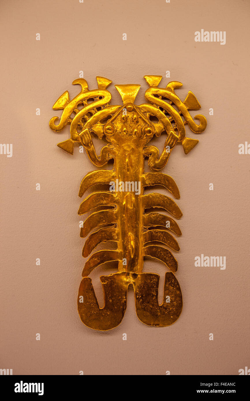 Pre columbian pendant hi-res stock photography and images - Alamy