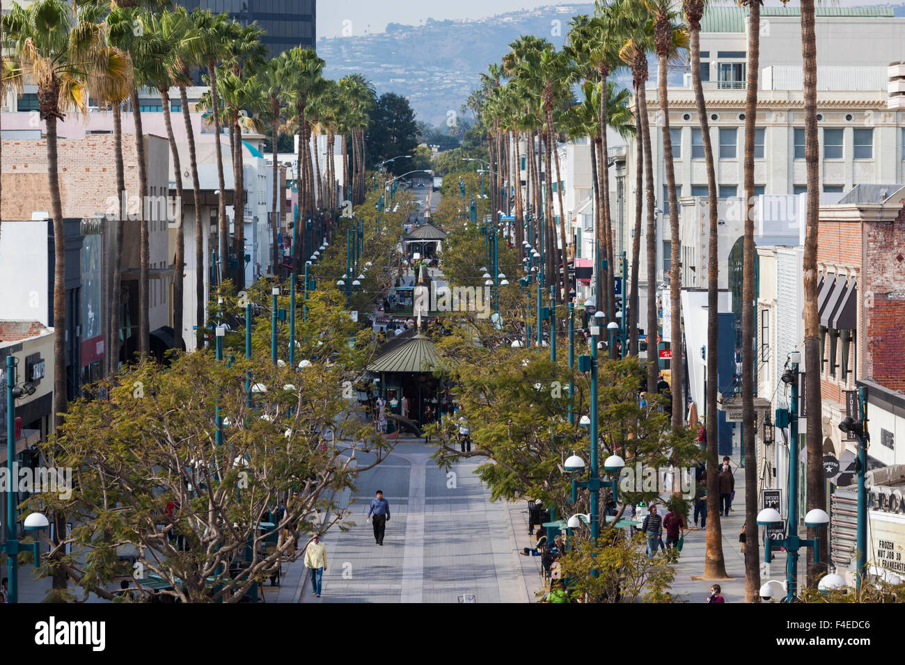 California, Los Angeles, Santa Monica, Third Street Promenade, elevated ...