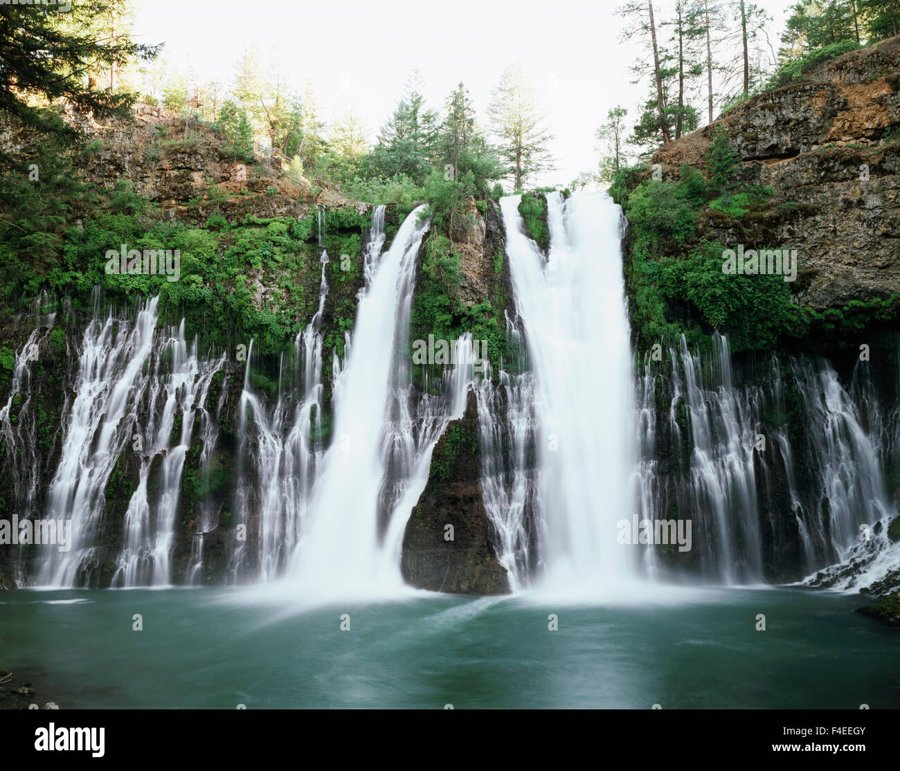 California, McArthur–Burney Falls Memorial State Park, Burney Falls ...