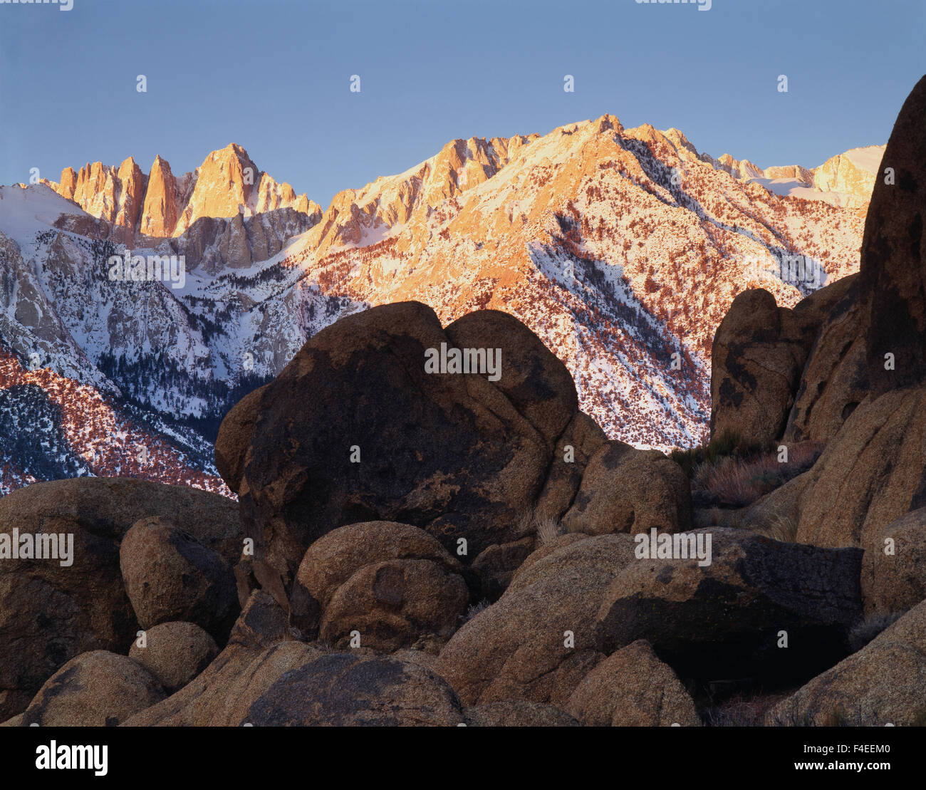 Sunrise on mount whitney hi-res stock photography and images - Alamy