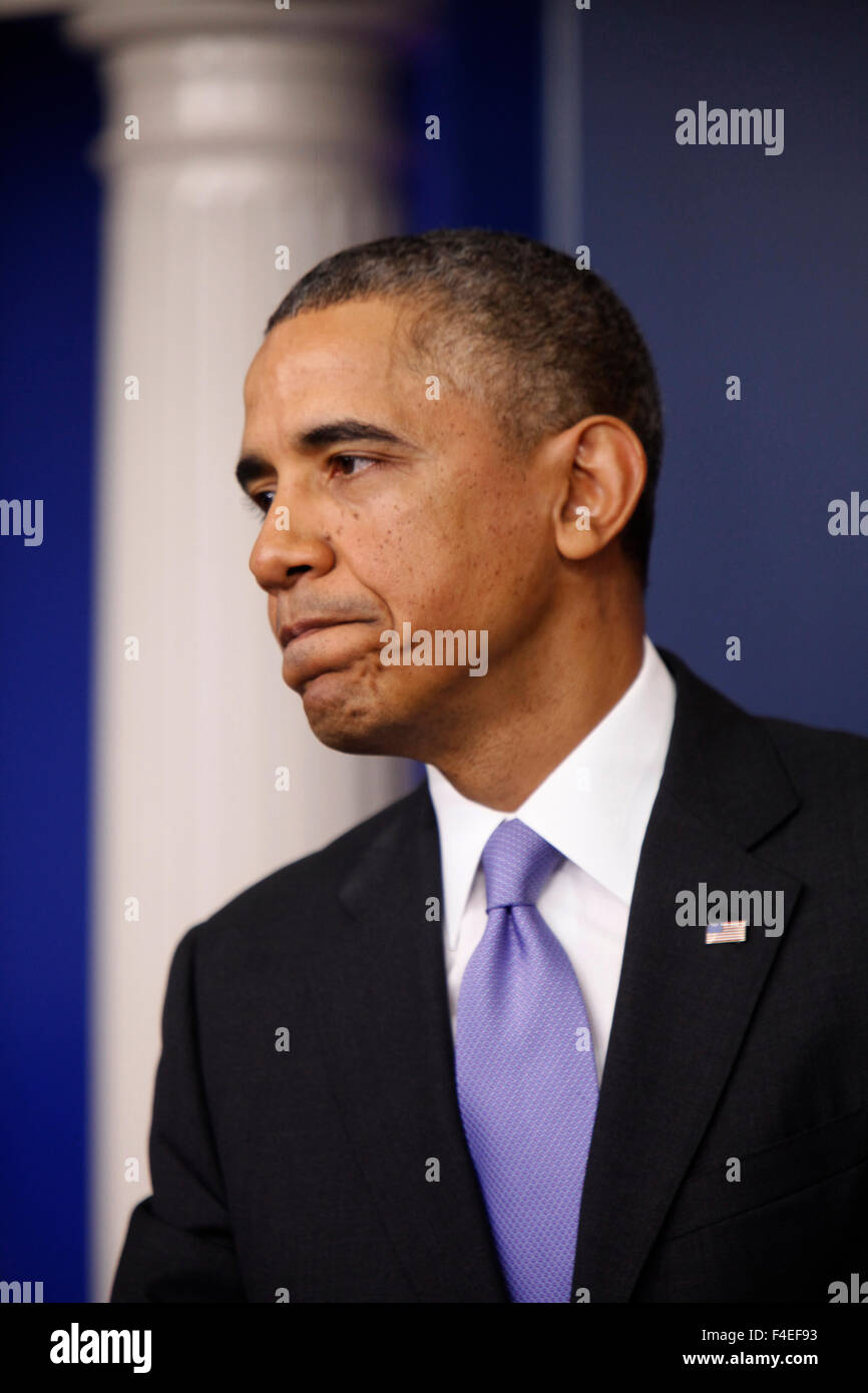 President Barack Obama makes a statement on the Affordable Health Care ...