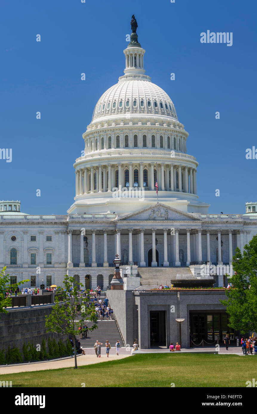 USA, Washington DC. East Front of US Capitol Building showing Visitor ...