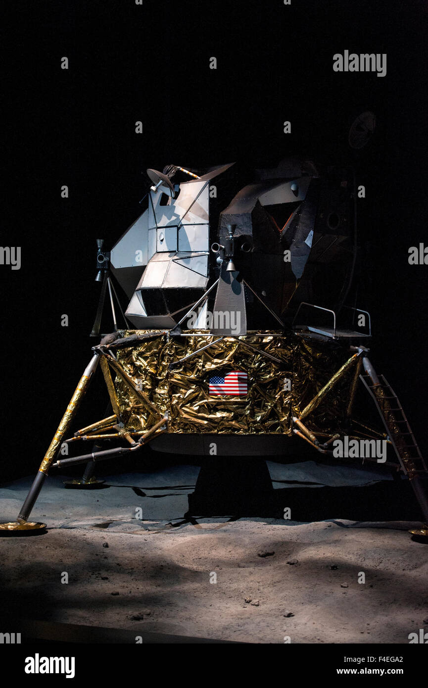 Lunar lander hi-res stock photography and images - Alamy