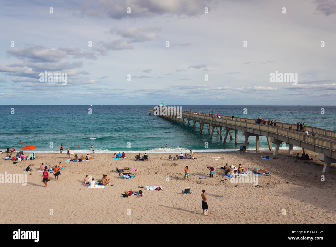 North america deerfield beach florida hi-res stock photography and ...