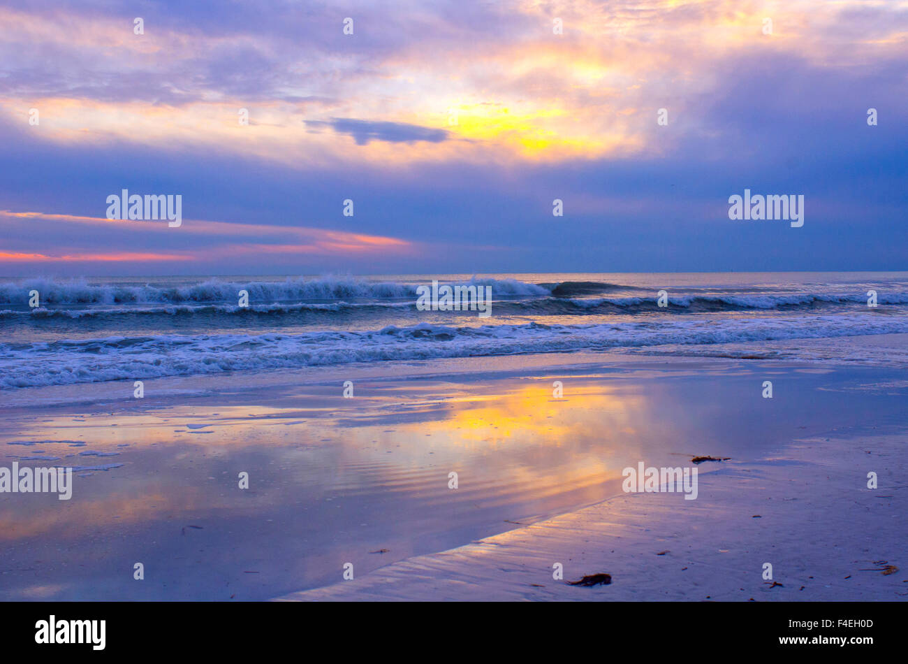 North America, USA, Florida, Sarasota, Crescent Beach, Siesta Key ...