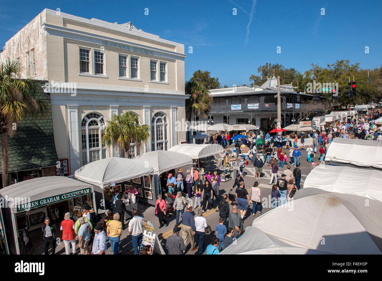 Mount dora florida art festival hi-res stock photography and images - Alamy