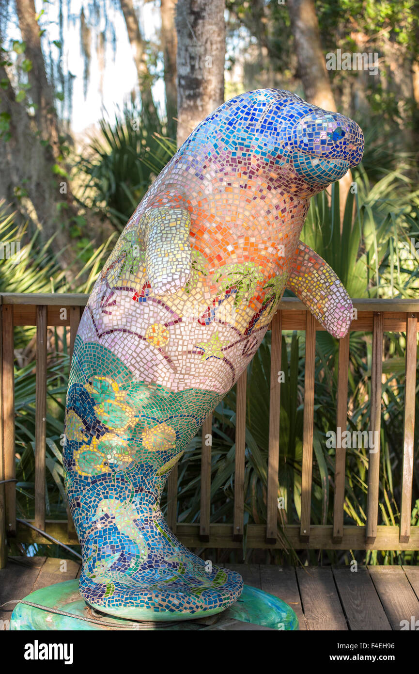 Manatee mosaic sculpture hi-res stock photography and images - Alamy