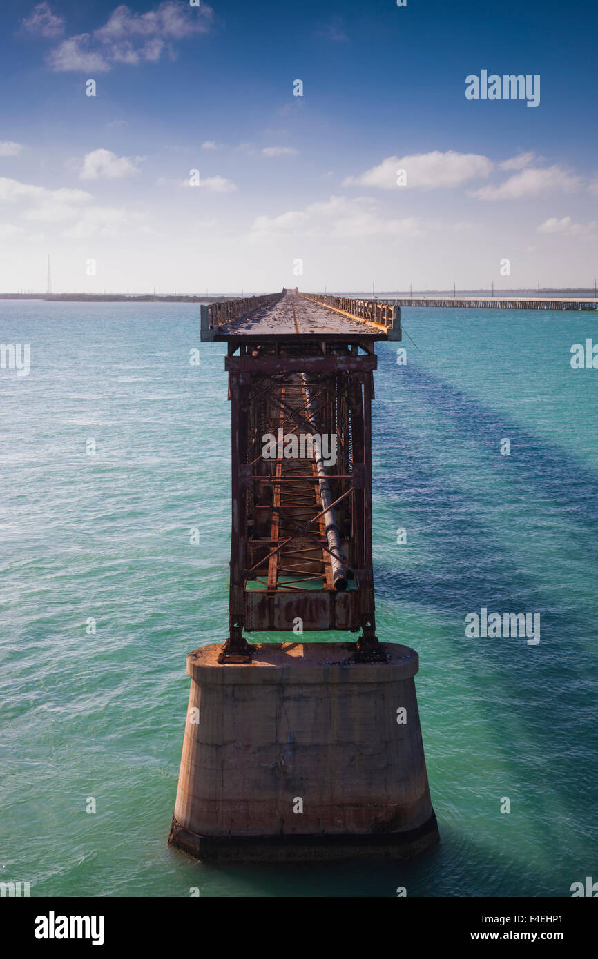 USA, Florida, Florida Keys, Bahia Honda State Park, railroad bridge ...