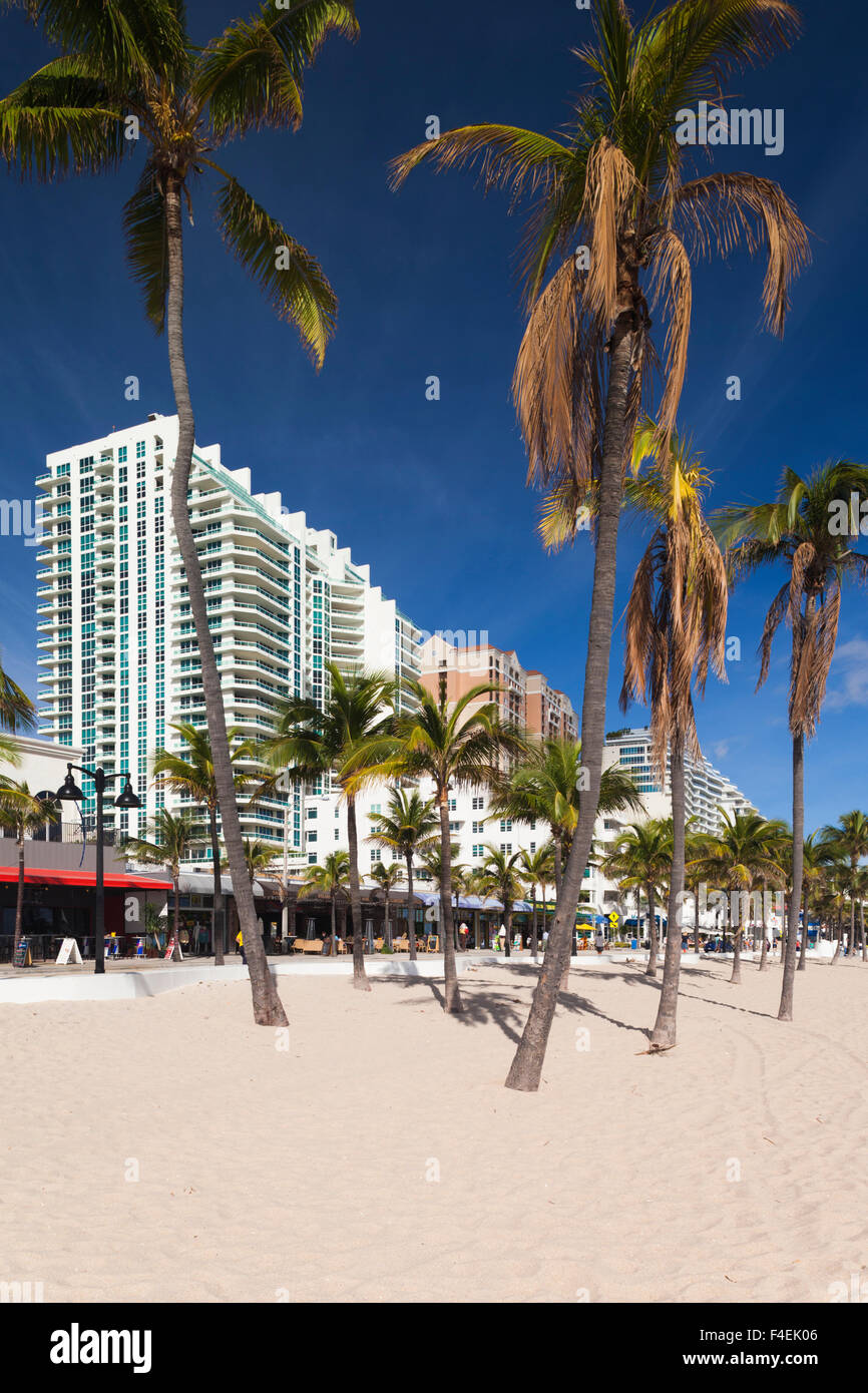 USA, Florida, Fort Lauderdale, Fort Lauderdale Beach, high rise ...