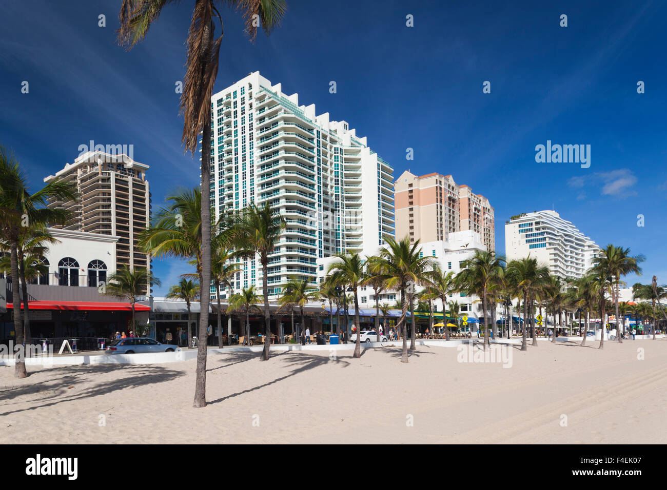 USA, Florida, Fort Lauderdale, Fort Lauderdale Beach, high rise ...
