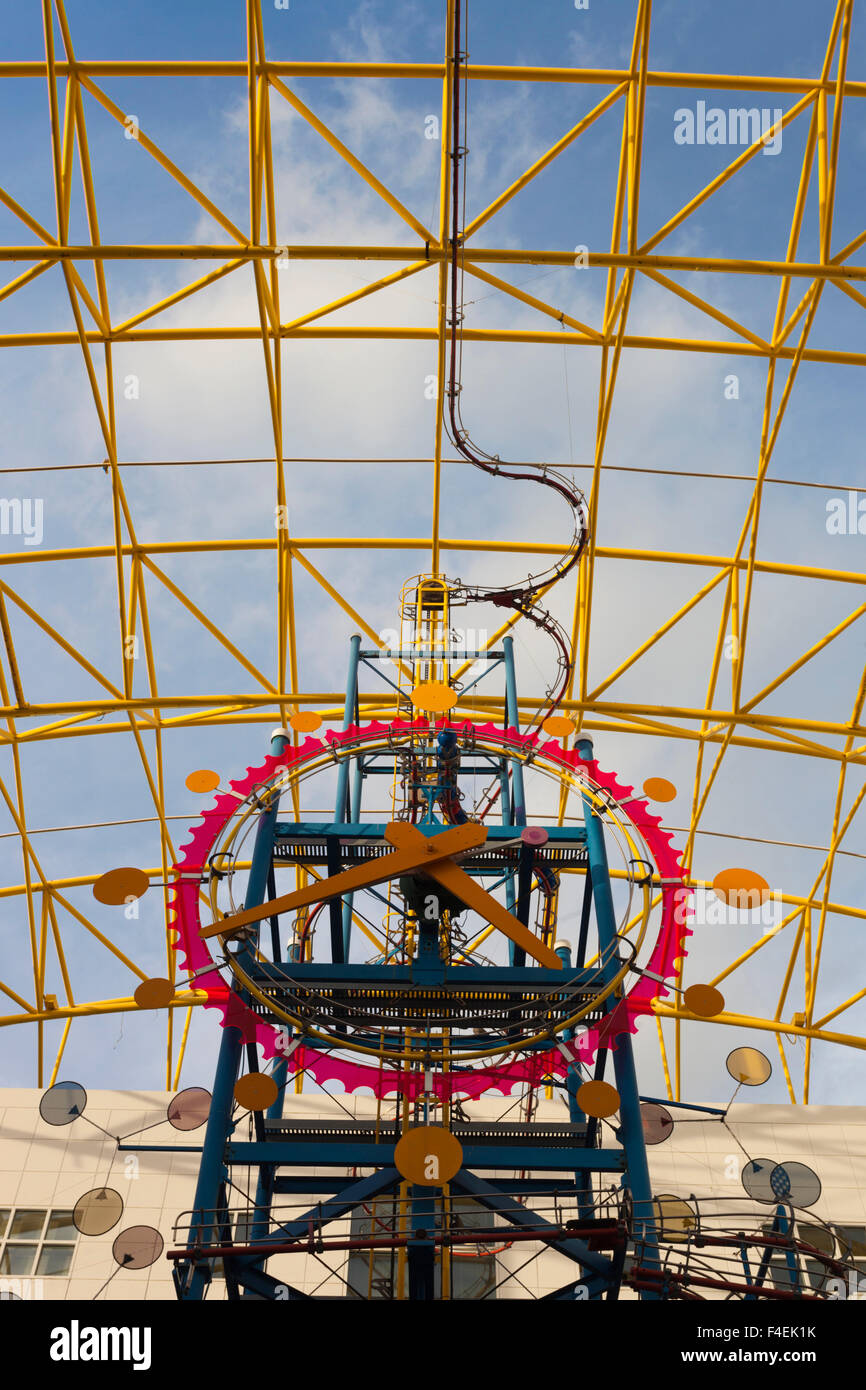 USA, Florida, Fort Lauderdale, Museum of Discovery and Science, clock ...