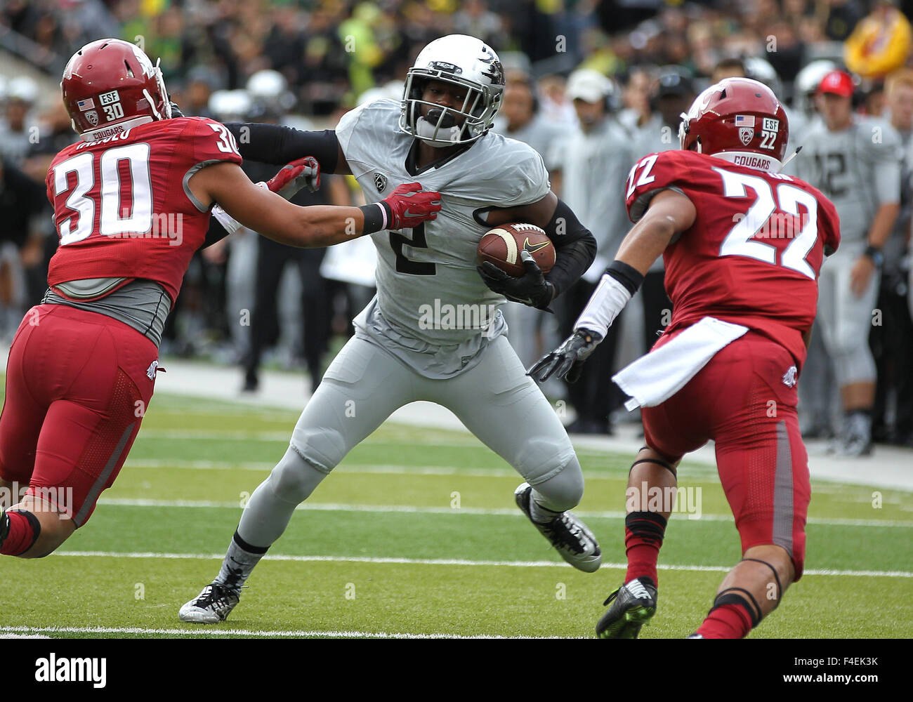 Autzen Stadium, Eugene, OR, USA. 10th Oct, 2015. Oregon Ducks wide ...
