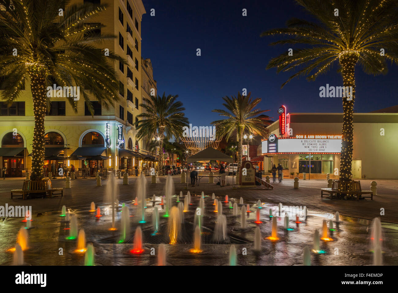USA, Florida, West Palm Beach, Clematis Street, Centennial Square ...